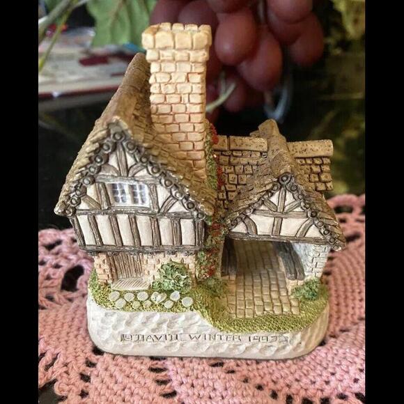 Other | Vintage David Winter Signed 1993 The Church And Vestry Figurine ...